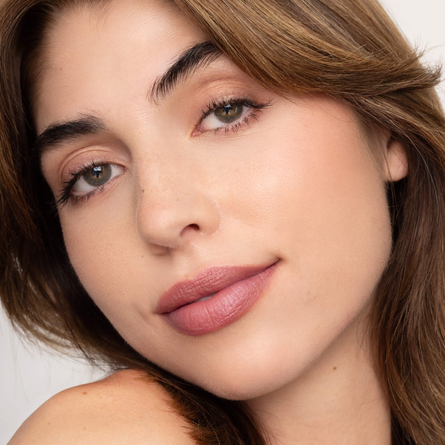 Shop Lip Tint Lola – Fresh Wine Lip Tint – Poppy & Pout